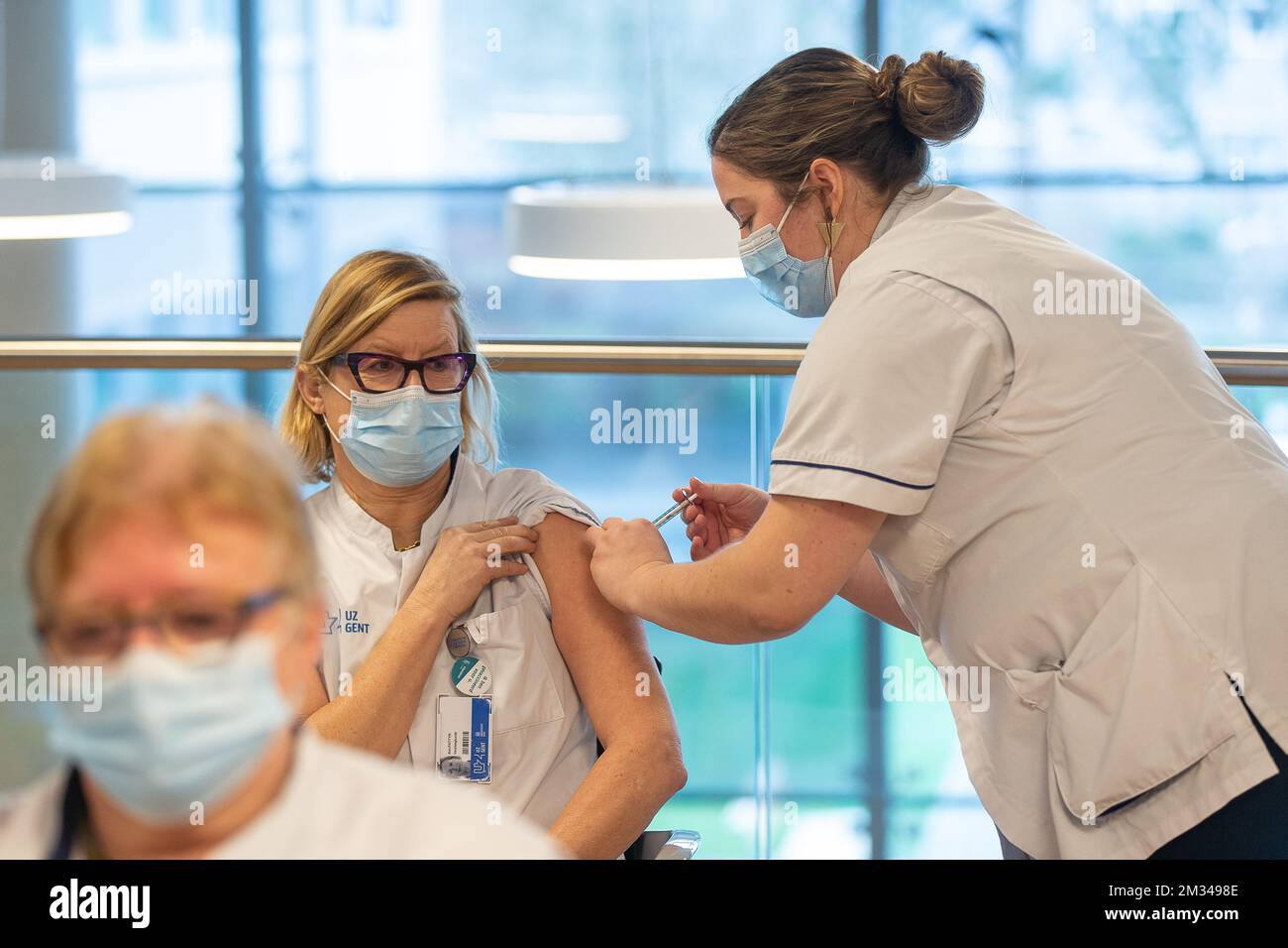 Illustration picture shows the start of the vaccination of hospital ...