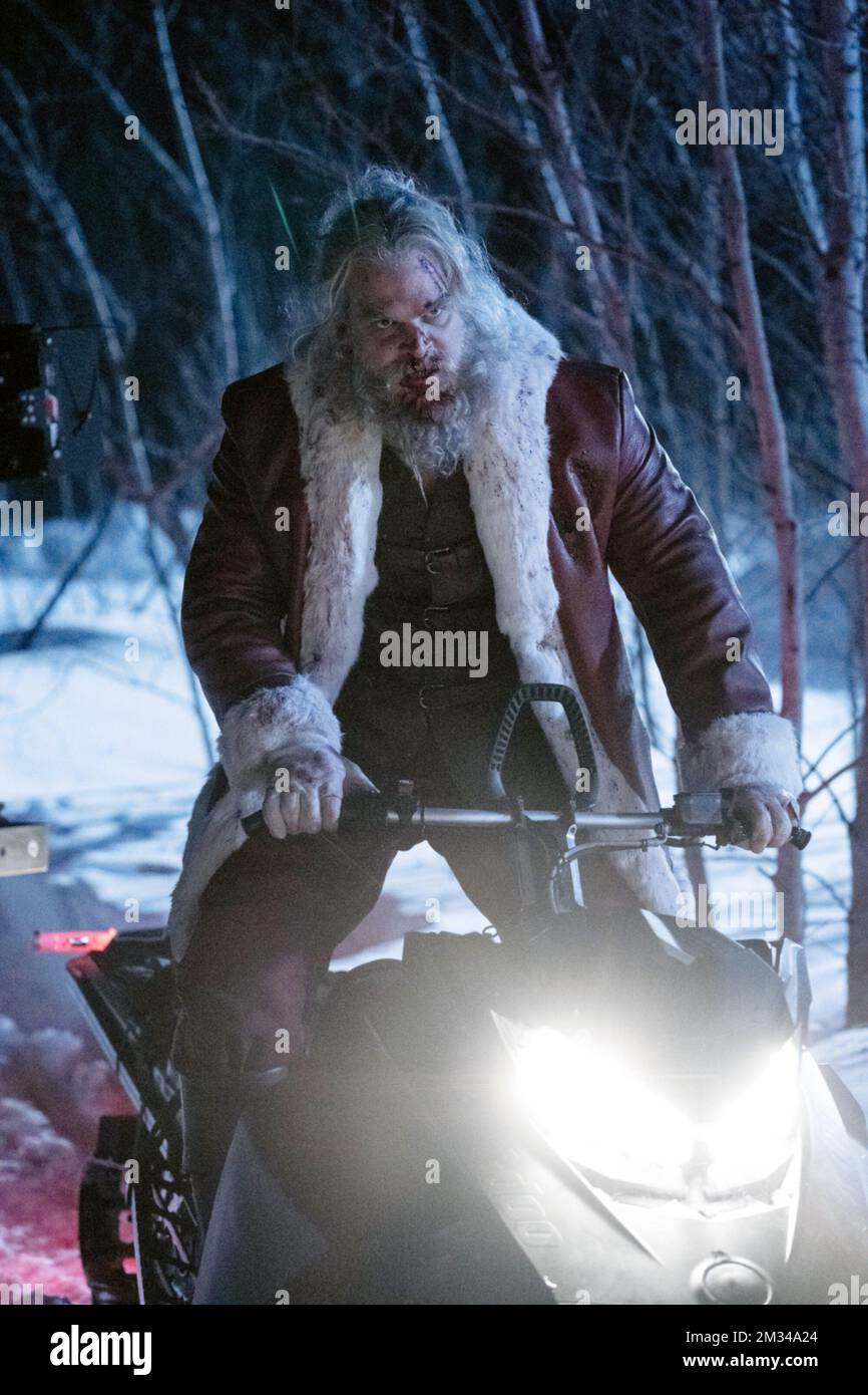 VIOLENT NIGHT, David Harbour, 2022. ph: Allen Fraser / © Universal ...