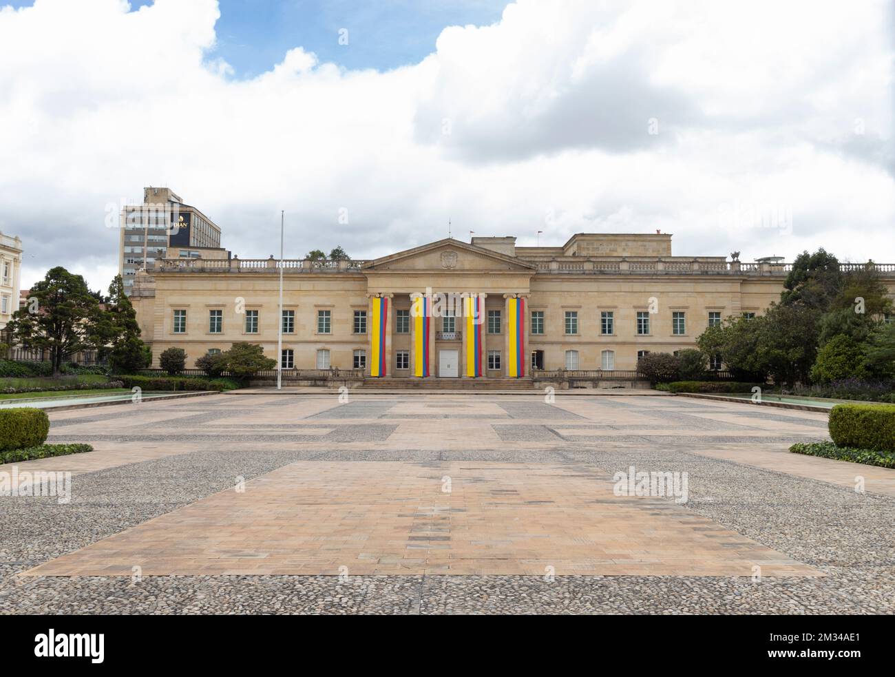 Neoclassical architecture style hi-res stock photography and images - Alamy