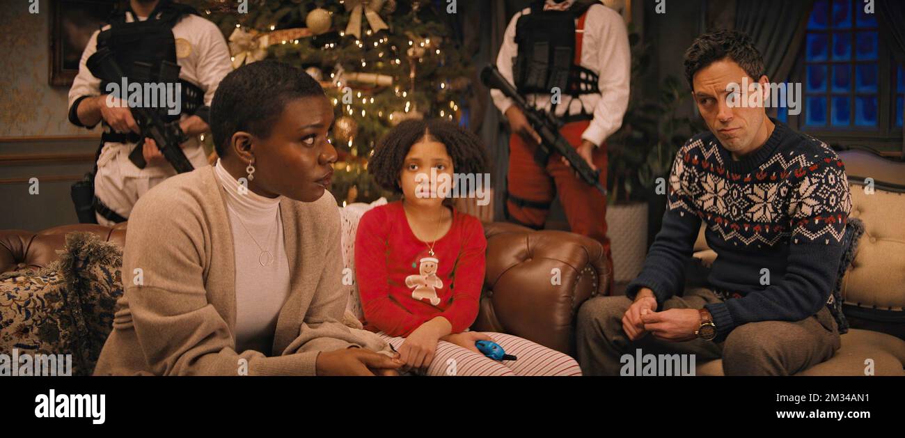 VIOLENT NIGHT, from left: Alexis Louder, Leah Brady, Alex Hassell, 2022 ...