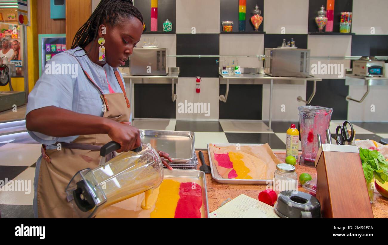 SNACK VS. CHEF, contestant Ali Manning, (Season 1, ep. 102, aired Nov ...