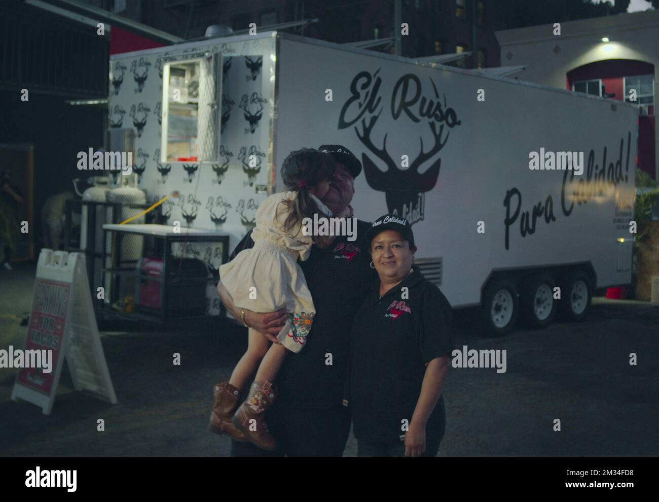 TACO CHRONICLES, (aka LAS CRONICAS DEL TACO), center: Walter Soto, Co ...