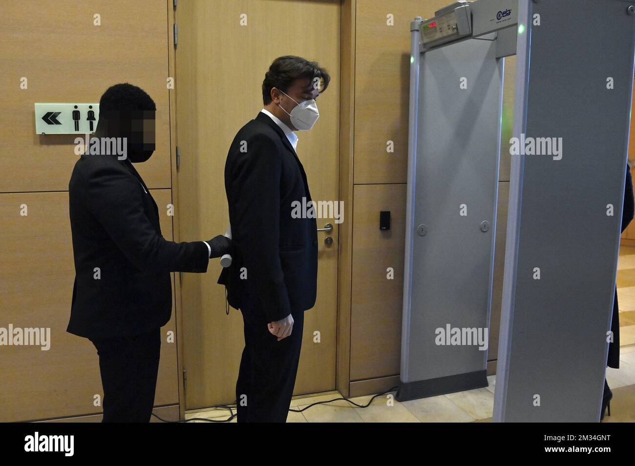 Uvelia hi-res stock photography and images - Alamy