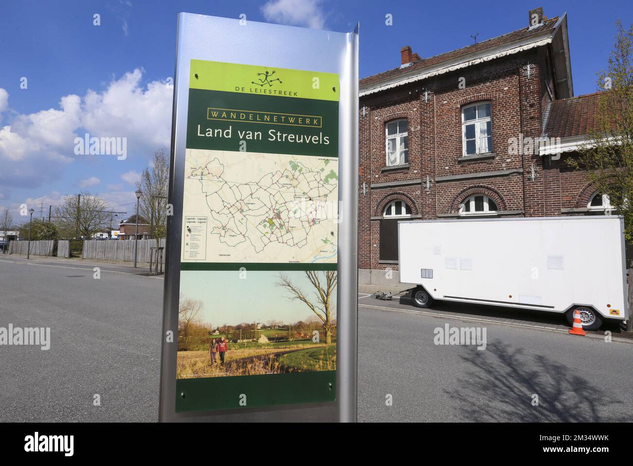 Illustration picture shows the wandelnetwerk 'Land van Streuvels' map ...