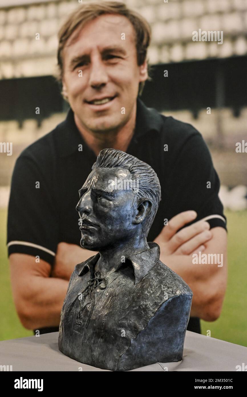 Illustration picture shows the inauguration of a bronze bust of Rik ...