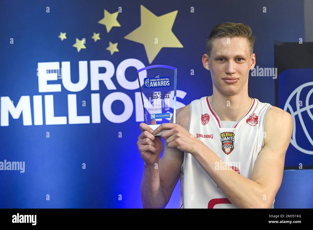 Rising star of the year Antwerp's Vrenz Bleijenbergh poses for the ...