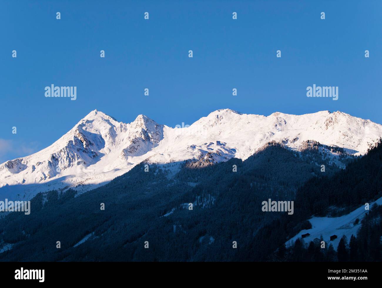 Stubai glacier and tyrol and view hi-res stock photography and images ...