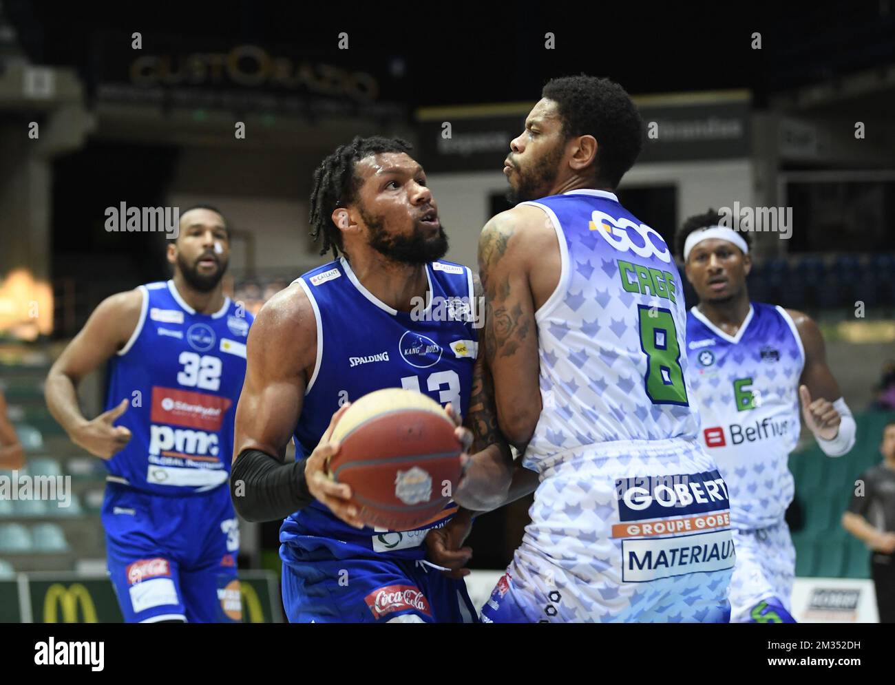 Clark in a cage hi-res stock photography and images - Alamy