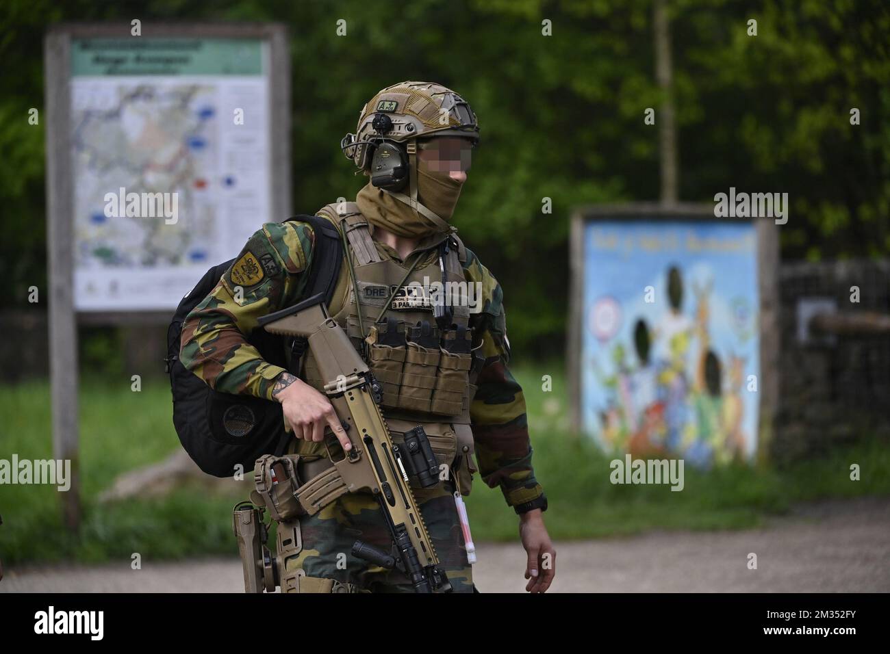 Illustration picture shows a heavily armed soldier at Nationaal Park ...