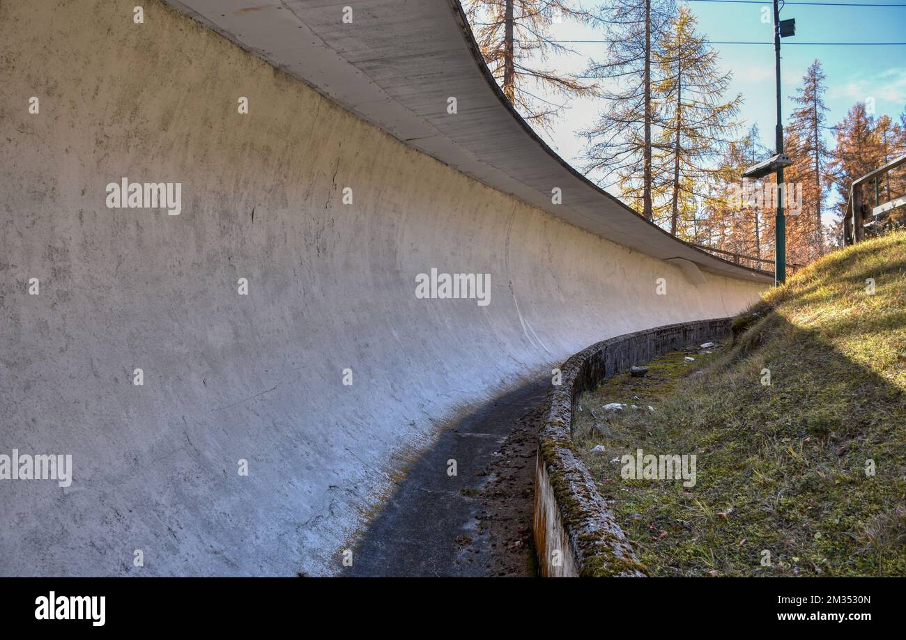 Cortina d’Ampezzo, Bobbahn, Kunsteisbahn, James Bond, 007, Cortina ...