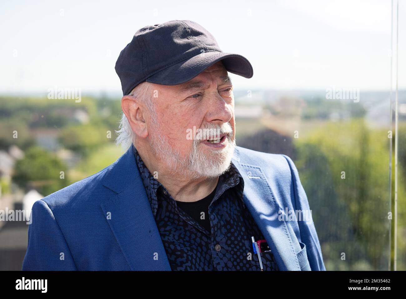 Autobiography 2021 hi-res stock photography and images - Alamy