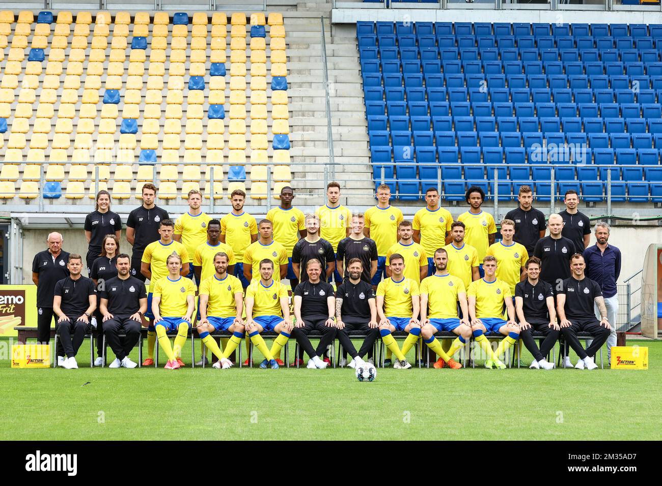Family of adama traore hi-res stock photography and images - Alamy