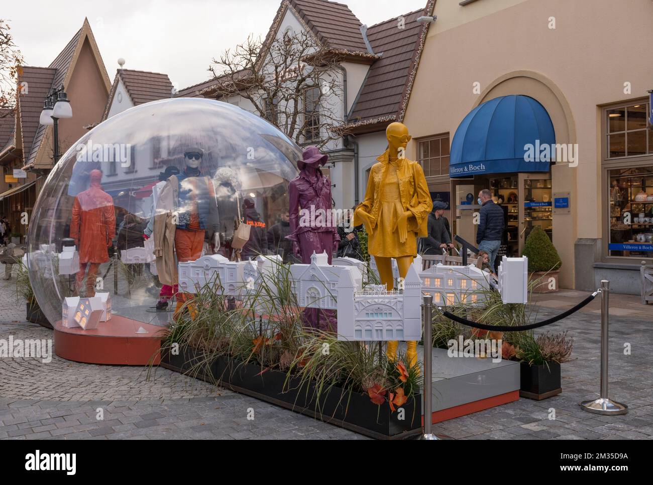 Maasmechelen. Limburg. Belgium - 01/11/2021. Outside showcase of ...