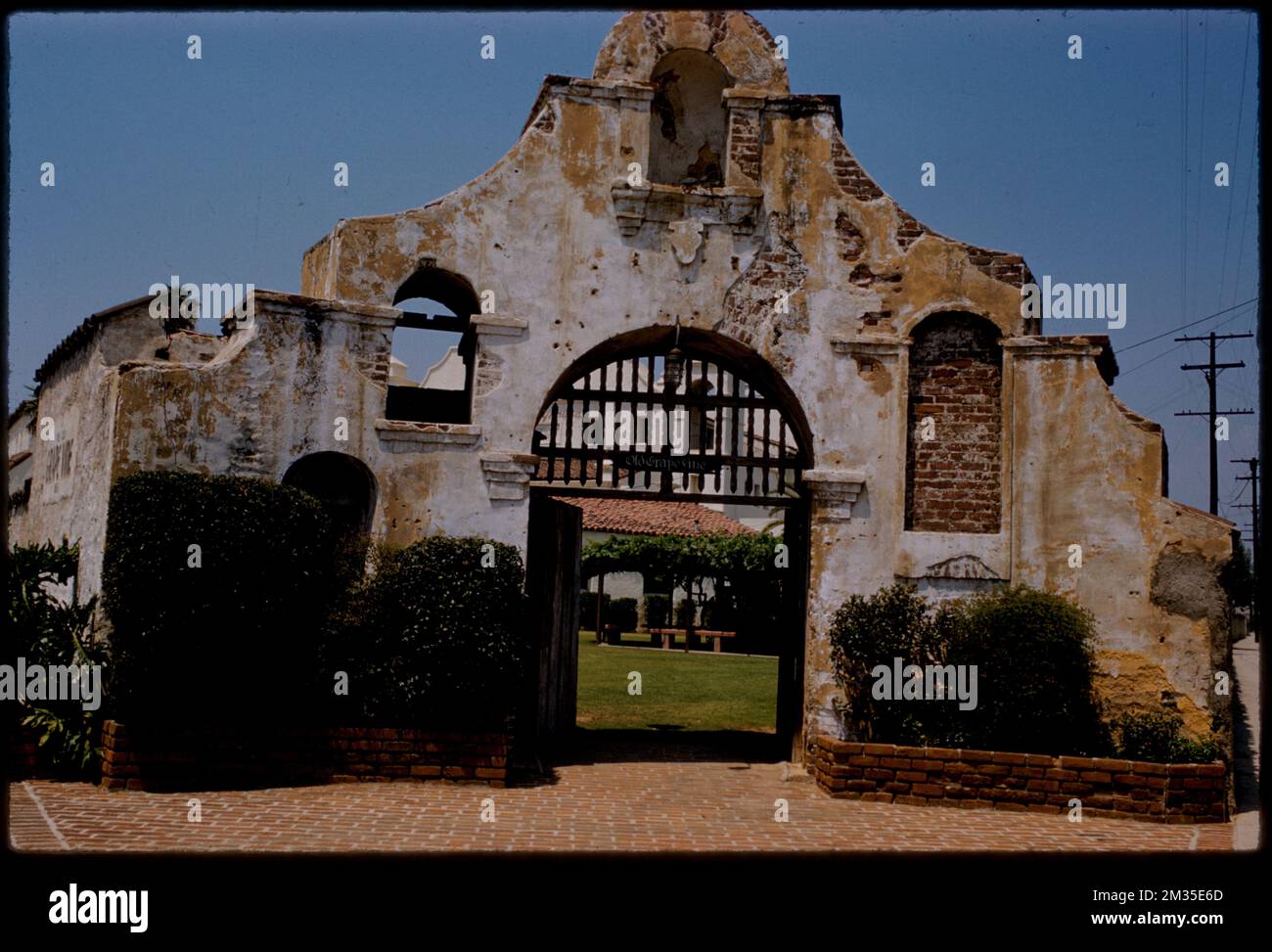 Grapevine Park gateway, San Gabriel, California , Parks, Gates. Edmund ...