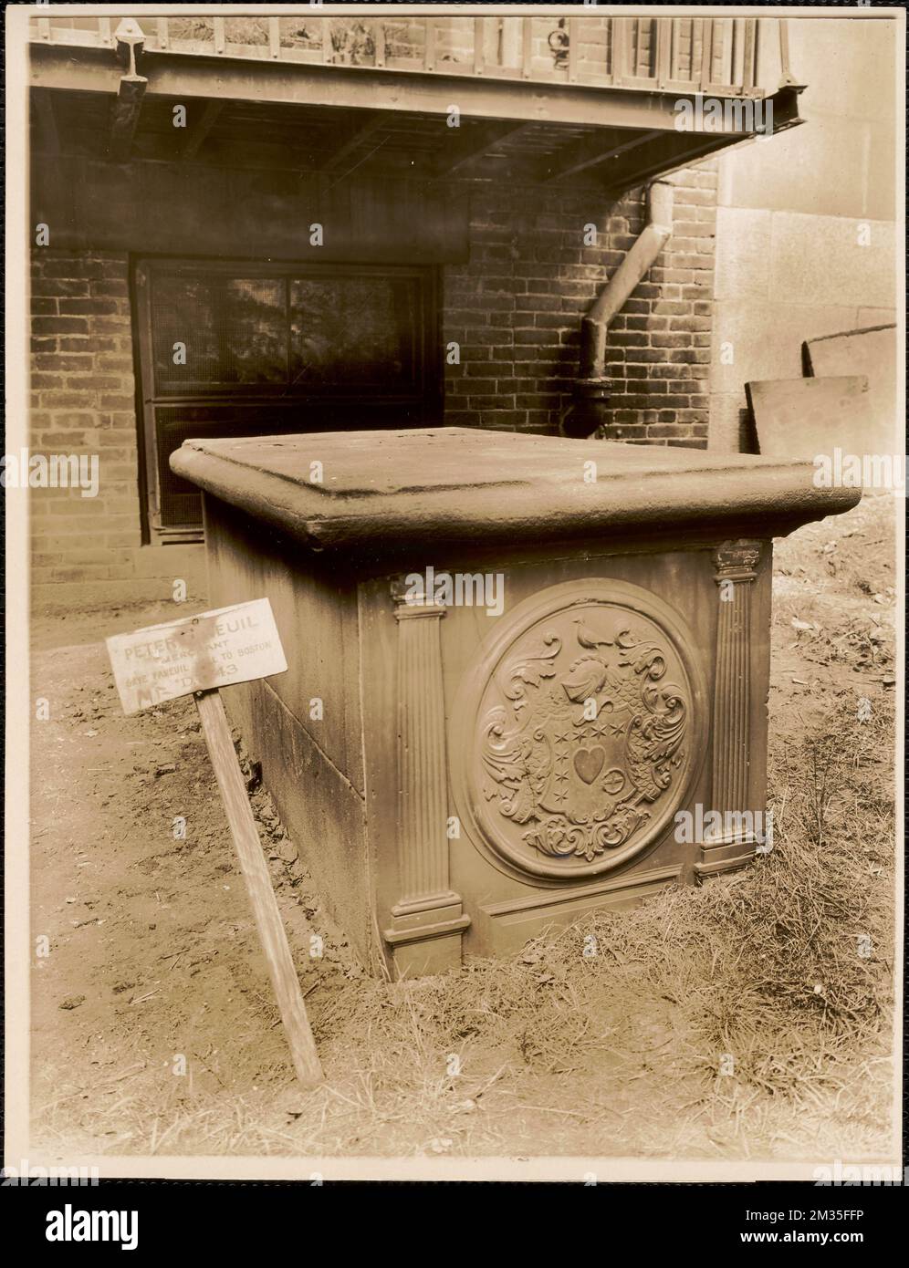 Grave of Peter Faneuil, Granary Burial Ground, Boston, Mass. , Tombs ...