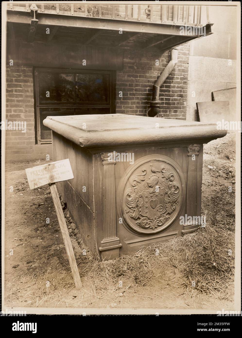 Grave of Peter Faneuil, Granary Burial Ground, Boston, Mass. , Tombs ...