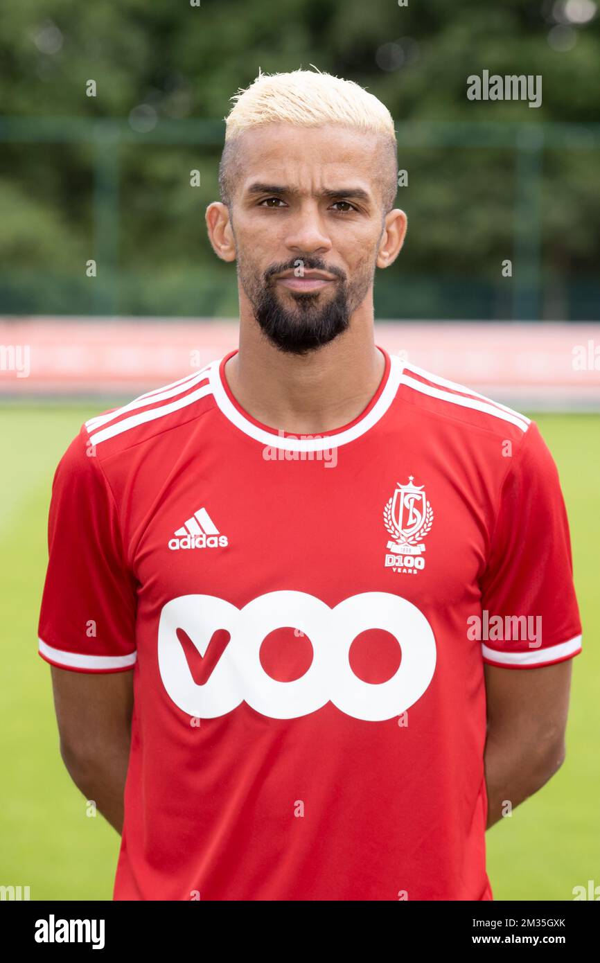 Standard's Mehdi Carcela poses for a team picture, at the 2021-2022 ...