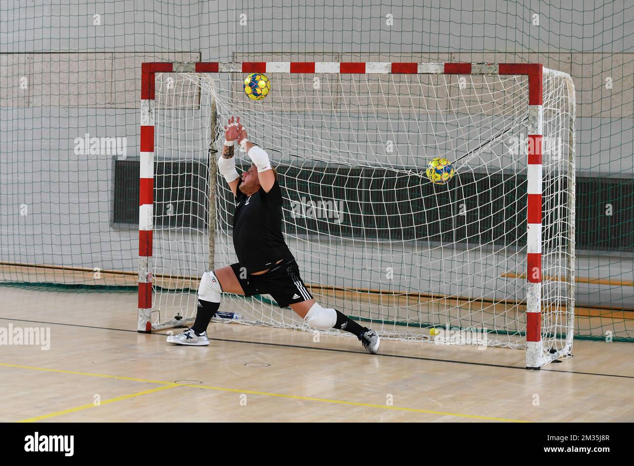 Standard football campus hi-res stock photography and images - Alamy