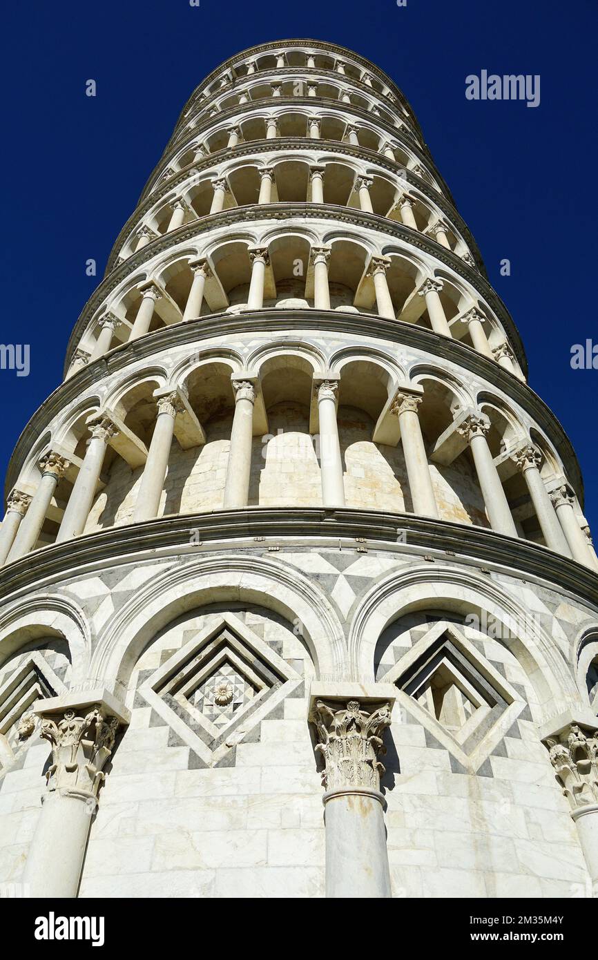 Leaning Tower, Piazza dei Miracoli, Square of Miracles, Pisa, Tuscany ...