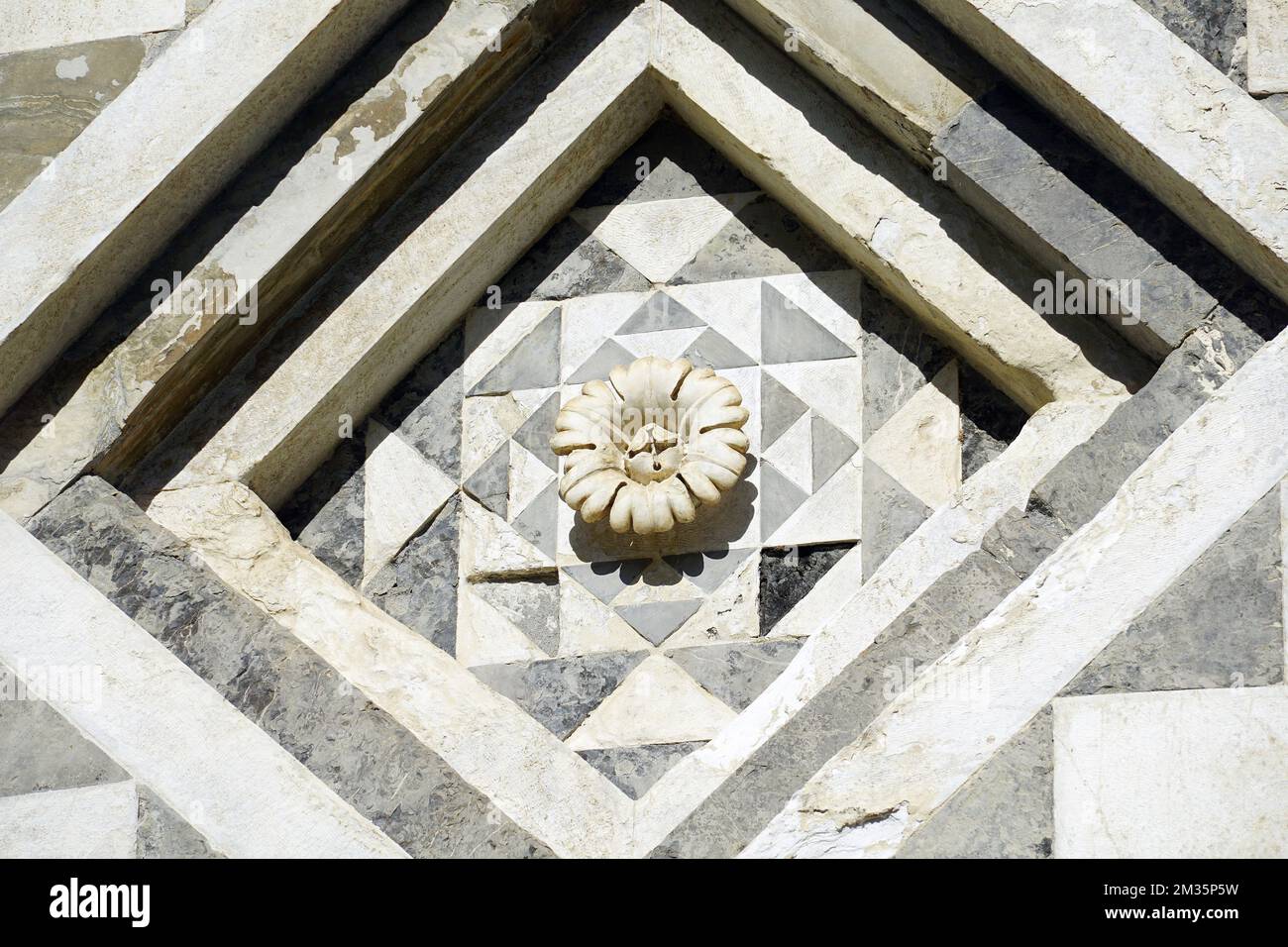 Leaning Tower, Piazza dei Miracoli, Square of Miracles, Pisa, Tuscany ...