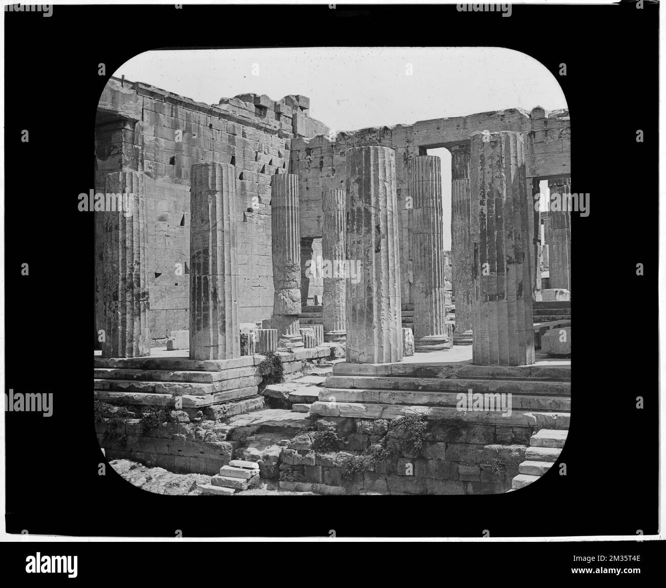 Temple of victory, greece Black and White Stock Photos & Images - Alamy