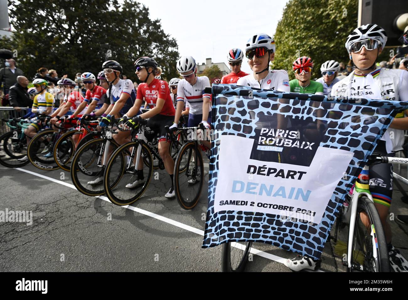 Illustration picture shows the start of the first edition of the women ...