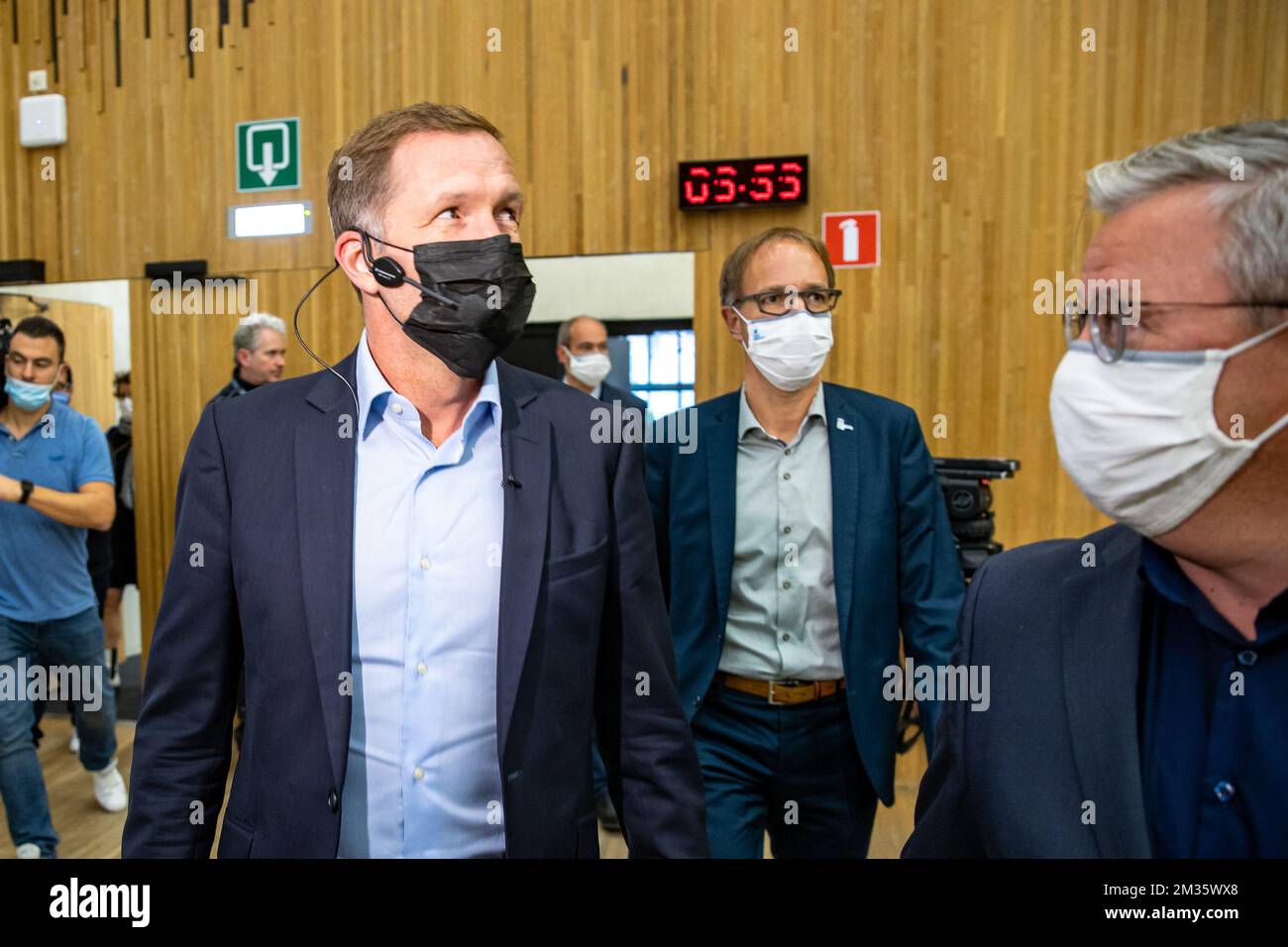 PS chairman Paul Magnette, UGent Rector Rik Van de Walle and Professor ...