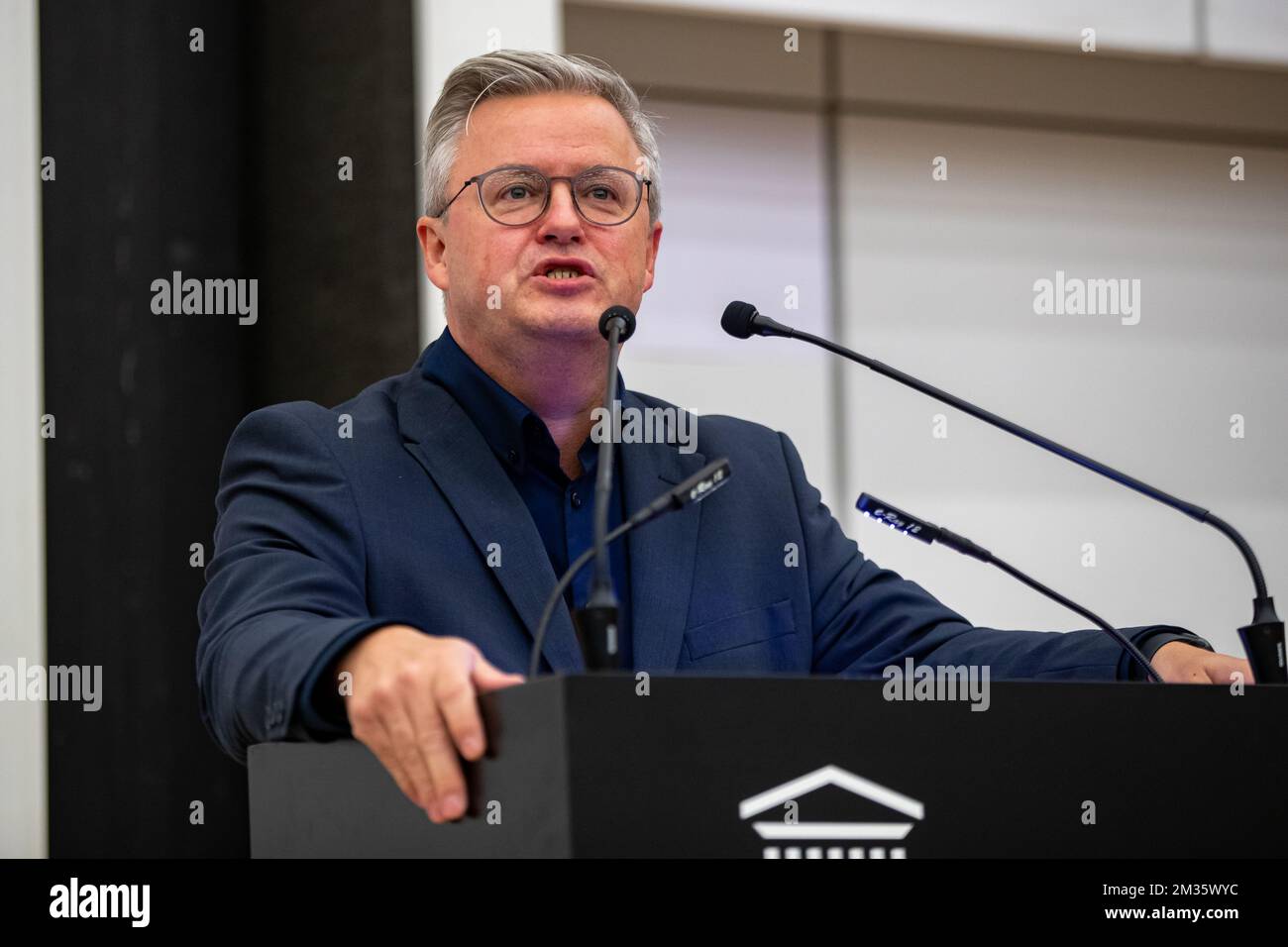 Professor Carl Devos delivers a speech at the opening lecture of the ...