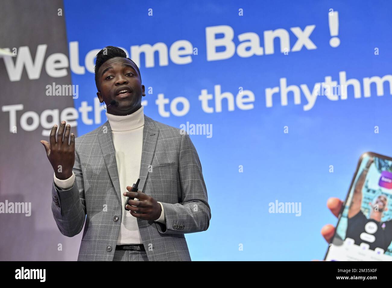 Bankapplicatie hi-res stock photography and images - Alamy