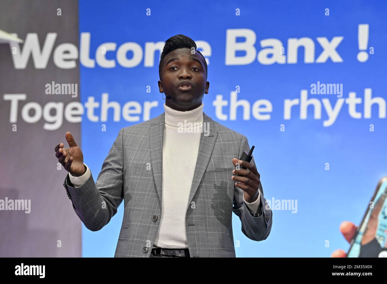 Bankapplicatie hi-res stock photography and images - Alamy