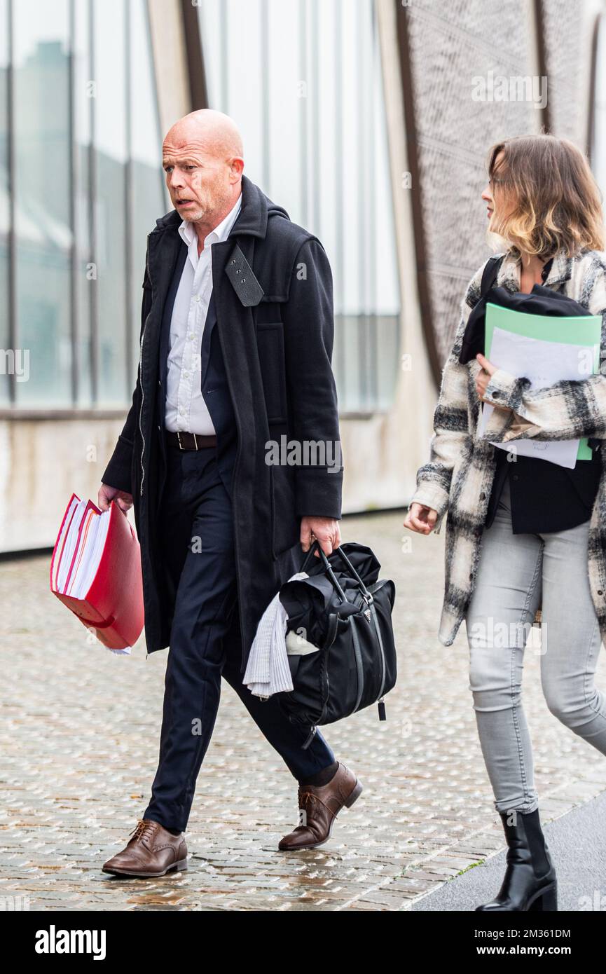 Lawyer Sven Mary arrives for a session of the case against 18 members ...
