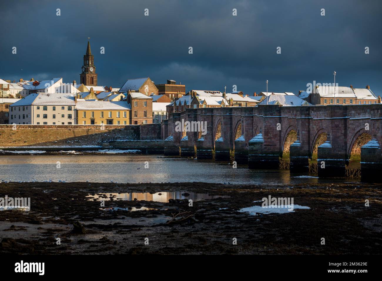 15 arch bridge hi-res stock photography and images - Alamy