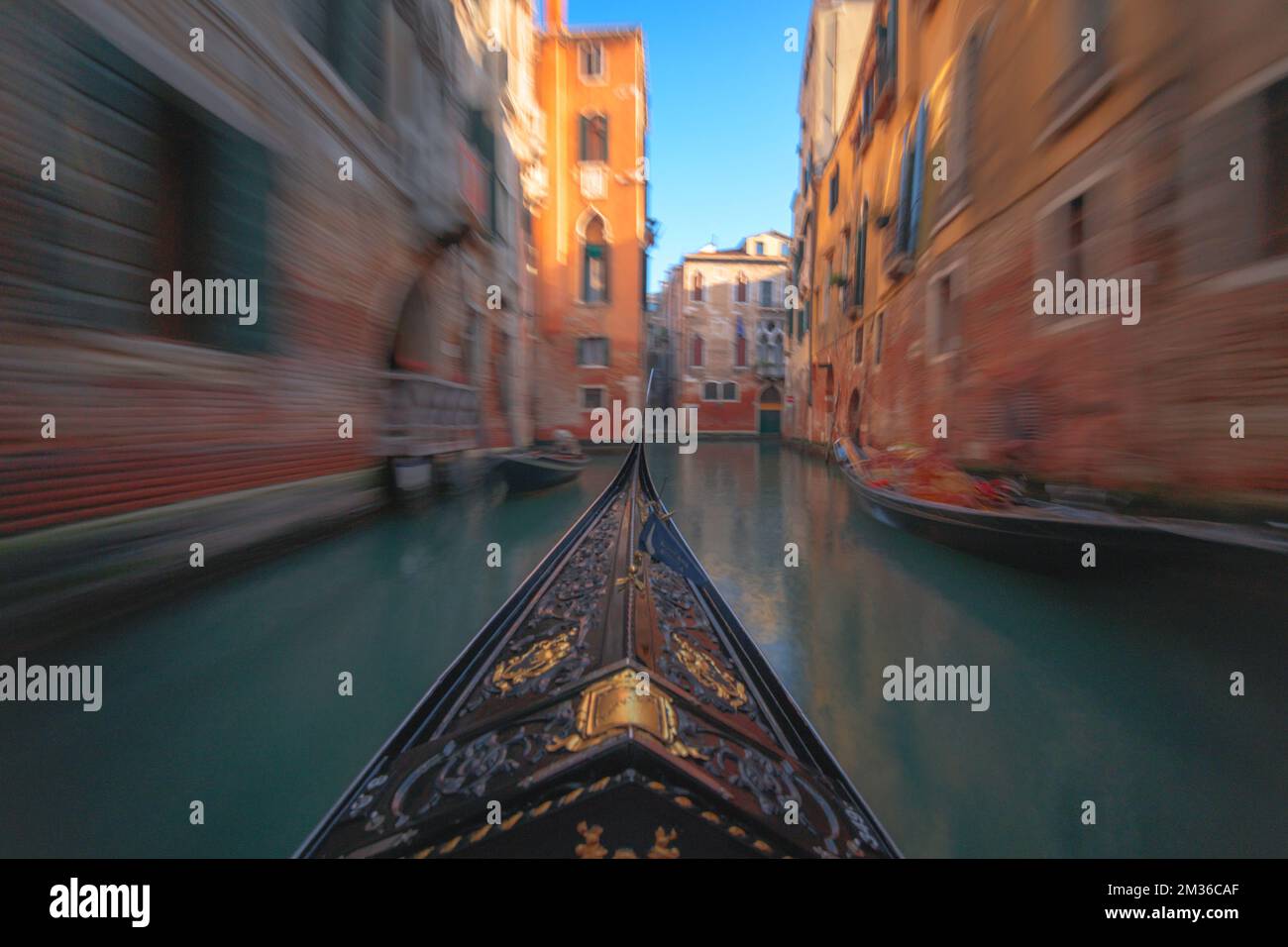 Gondola boat hi-res stock photography and images - Alamy