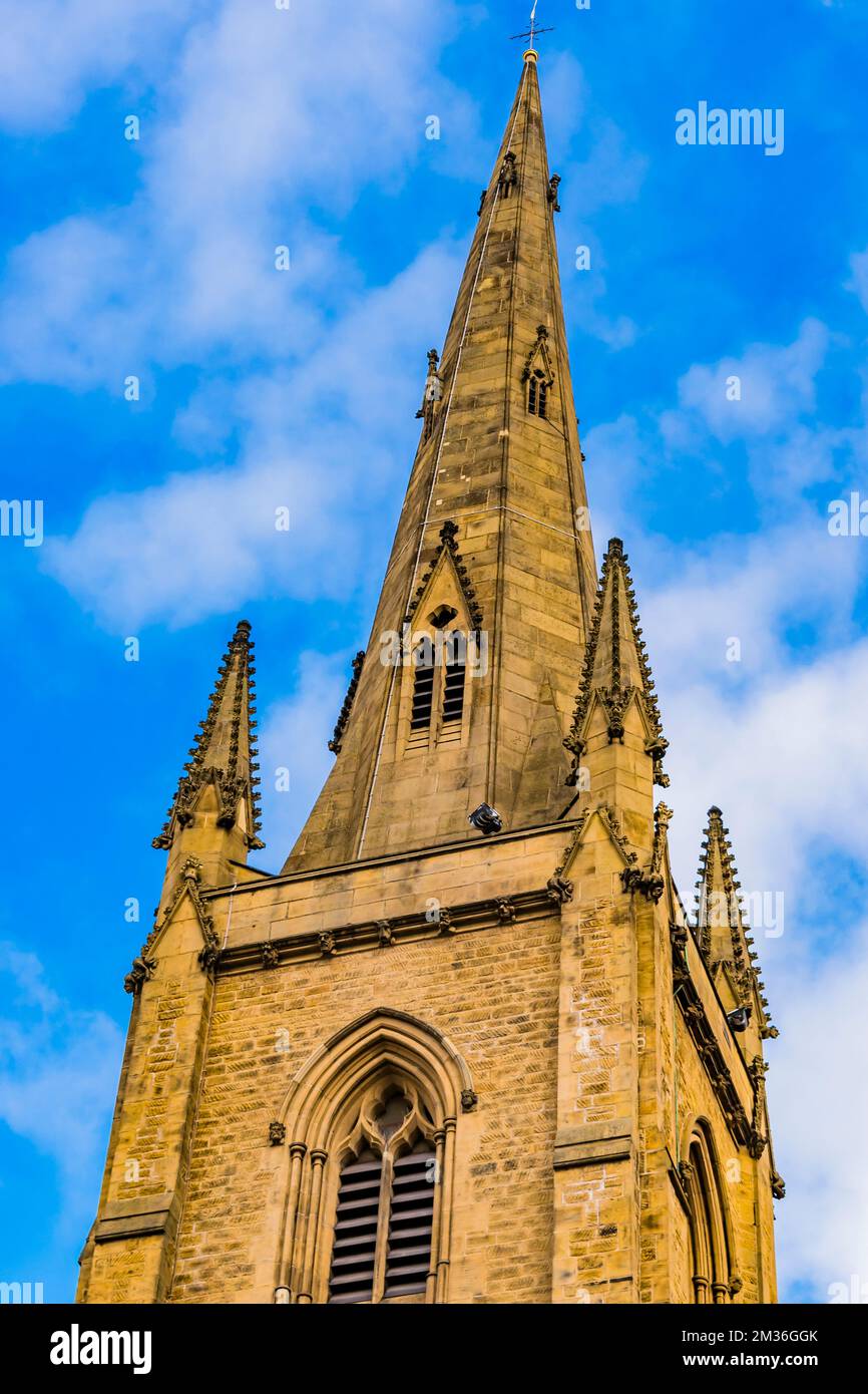 Sheffield cathedral church hi-res stock photography and images - Alamy