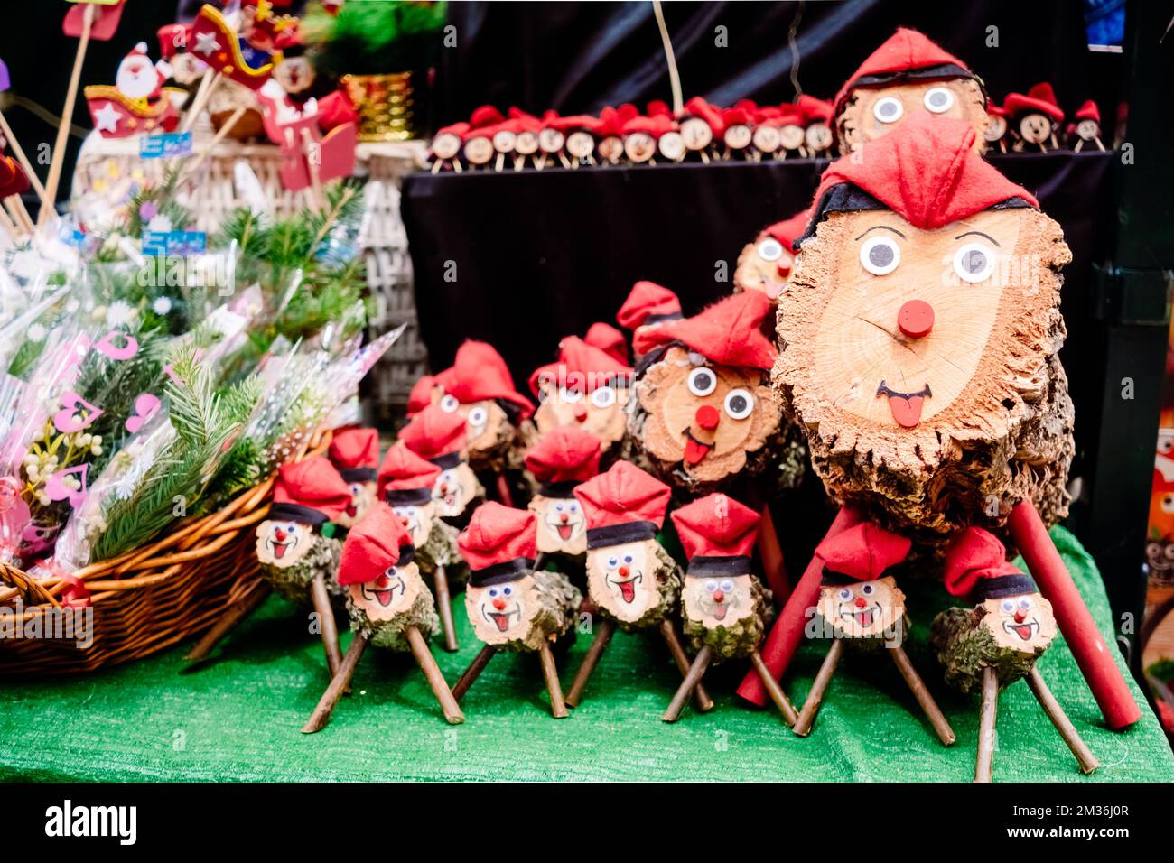 Christmas log spain hi-res stock photography and images - Alamy