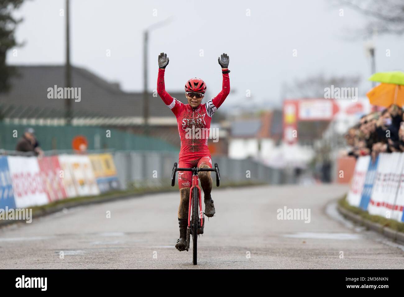 British Anna Kay celebrates after winning the women's elite race at the ...