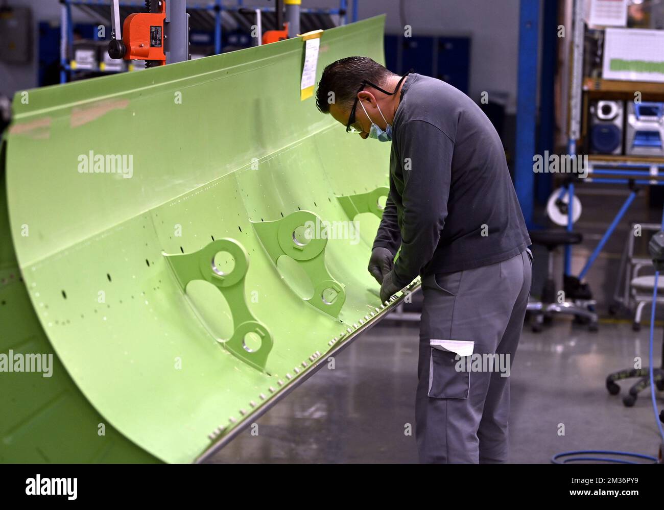Illustration picture shows the production unit during a visit to the ...