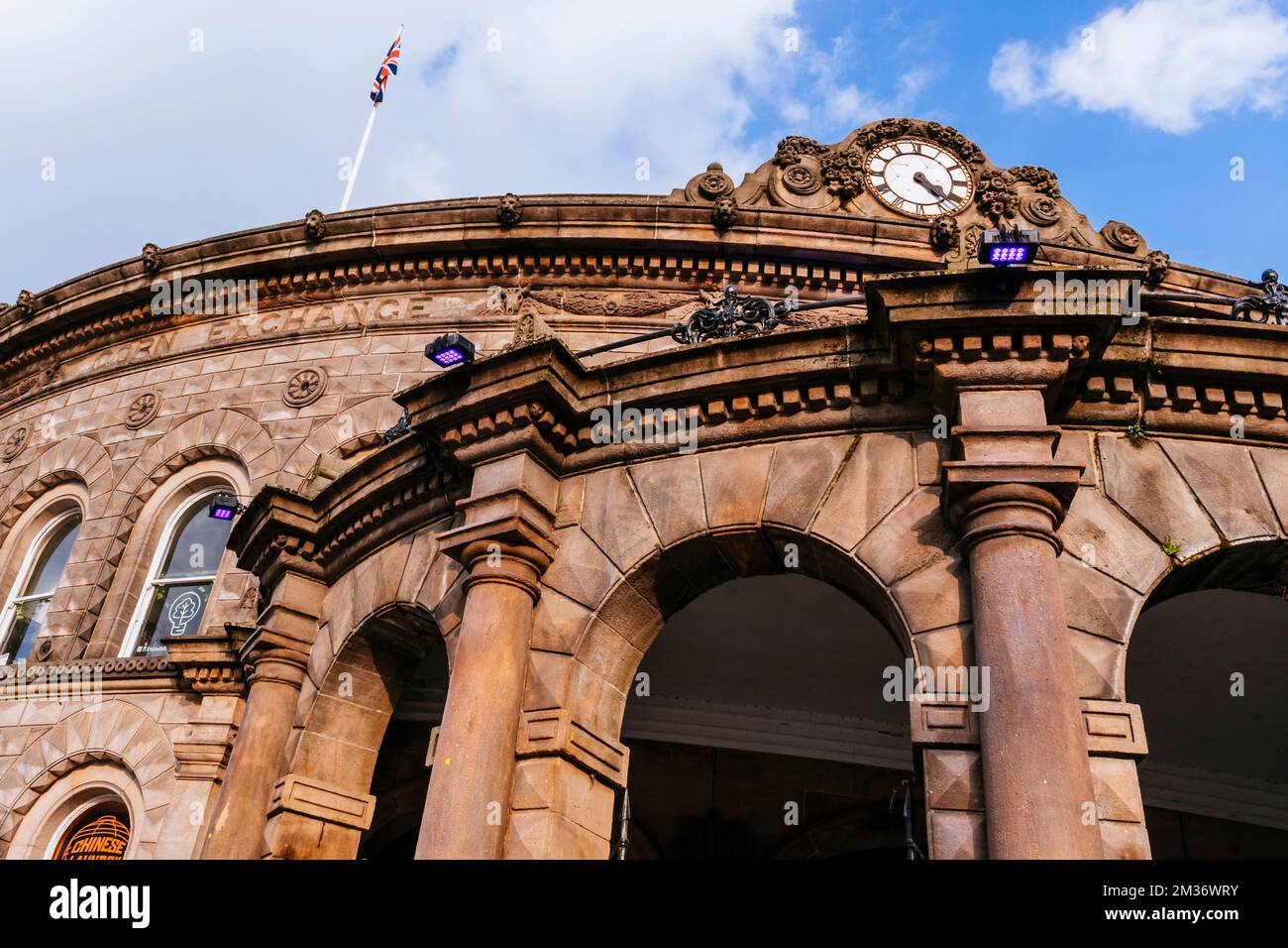Victorian facade stone hi-res stock photography and images - Alamy