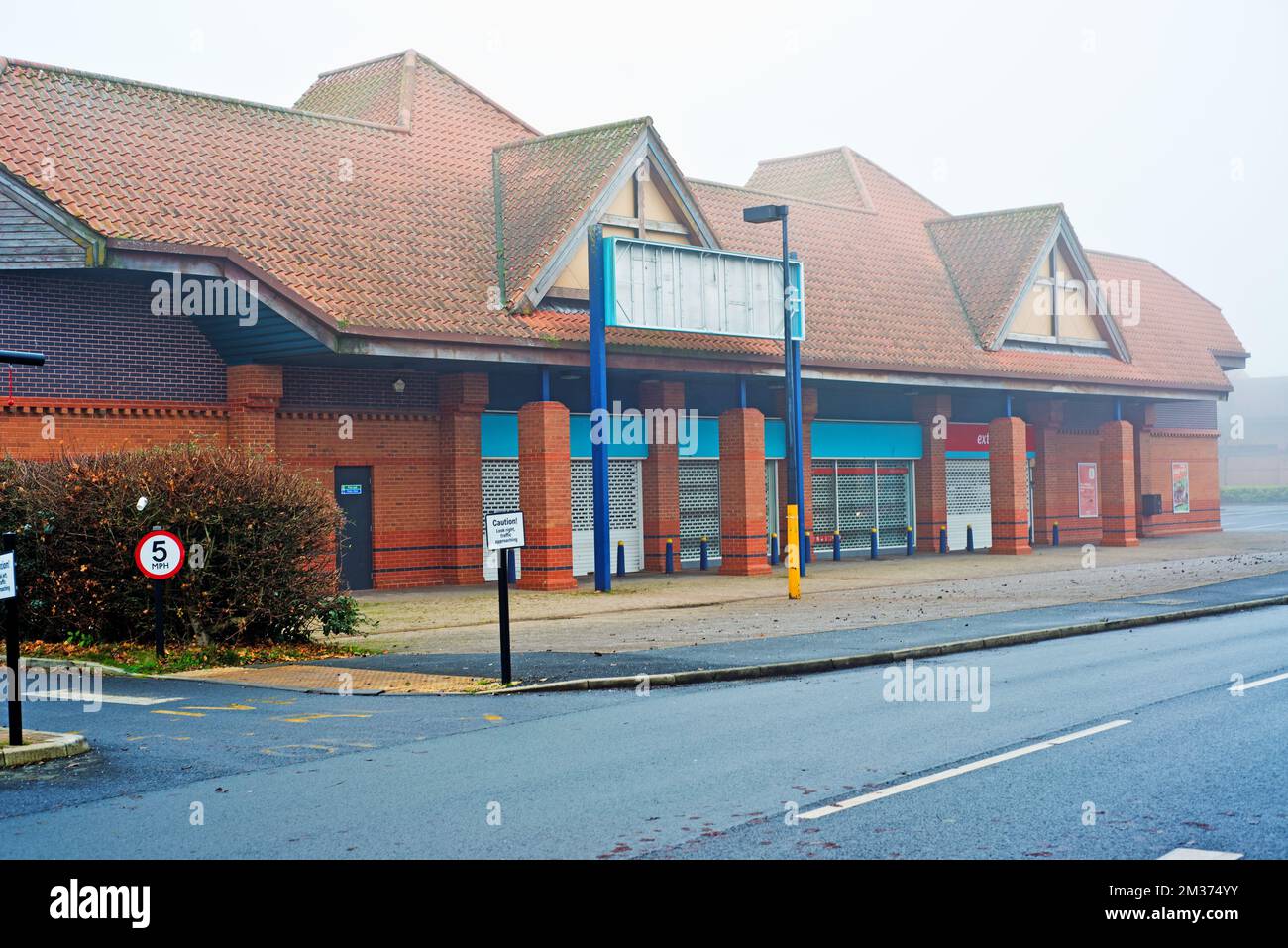 Closed Argos Store, Clifton Moor, York, Yorkshire, England Stock Photo ...