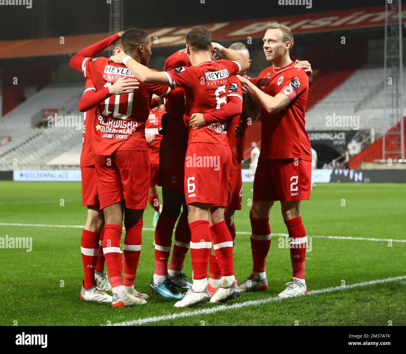 Antwerp's players celebrate after scoring during a soccer match between ...