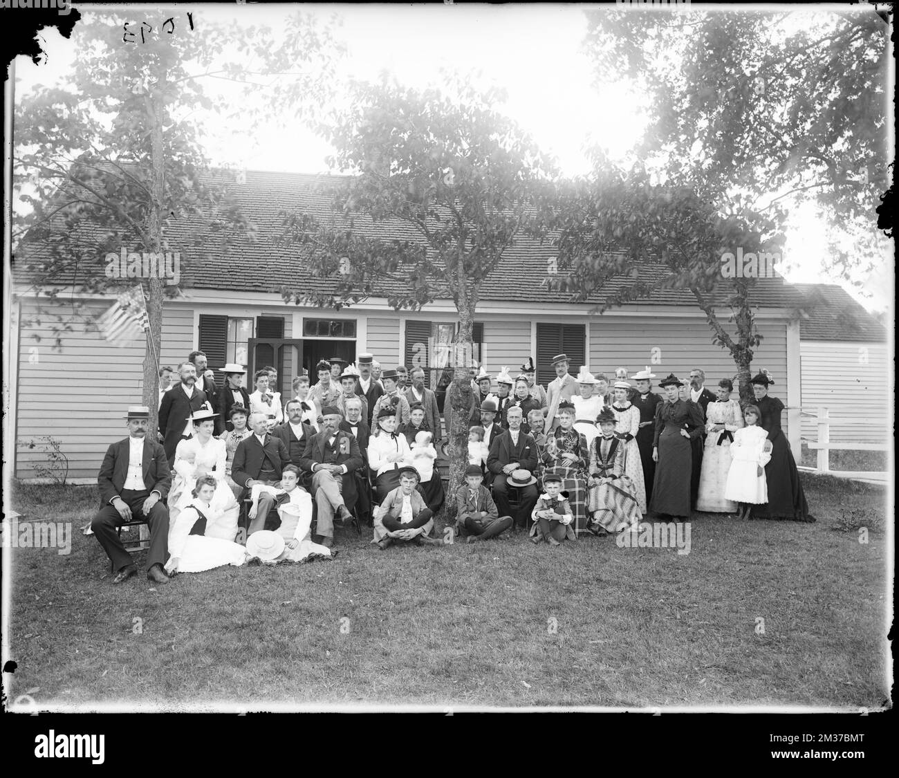 Group, unknown people ,. Frank Cousins Glass Plate Negatives Collection ...
