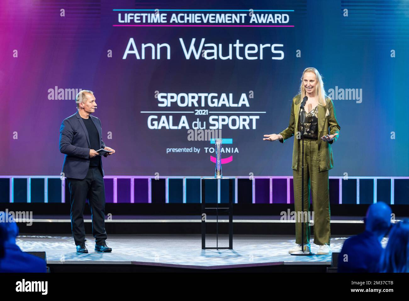 Belgium's Ann Wauters receives the 'Lifetime Achievement Award' during ...