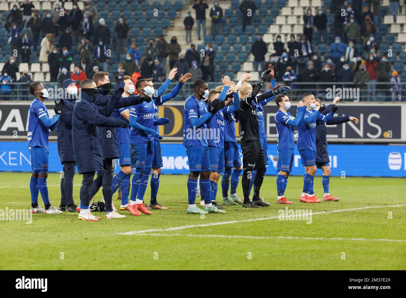 Gent's players celebrate after winning a soccer game between KAA Gent ...