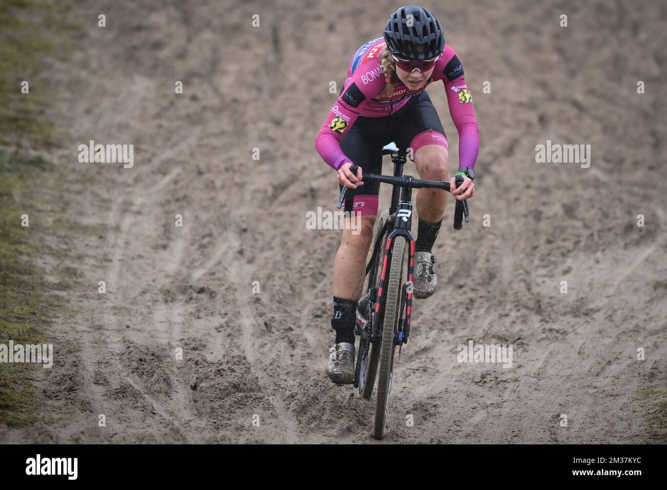 Belgian Laura Verdonschot pictured in action during the women's elite ...