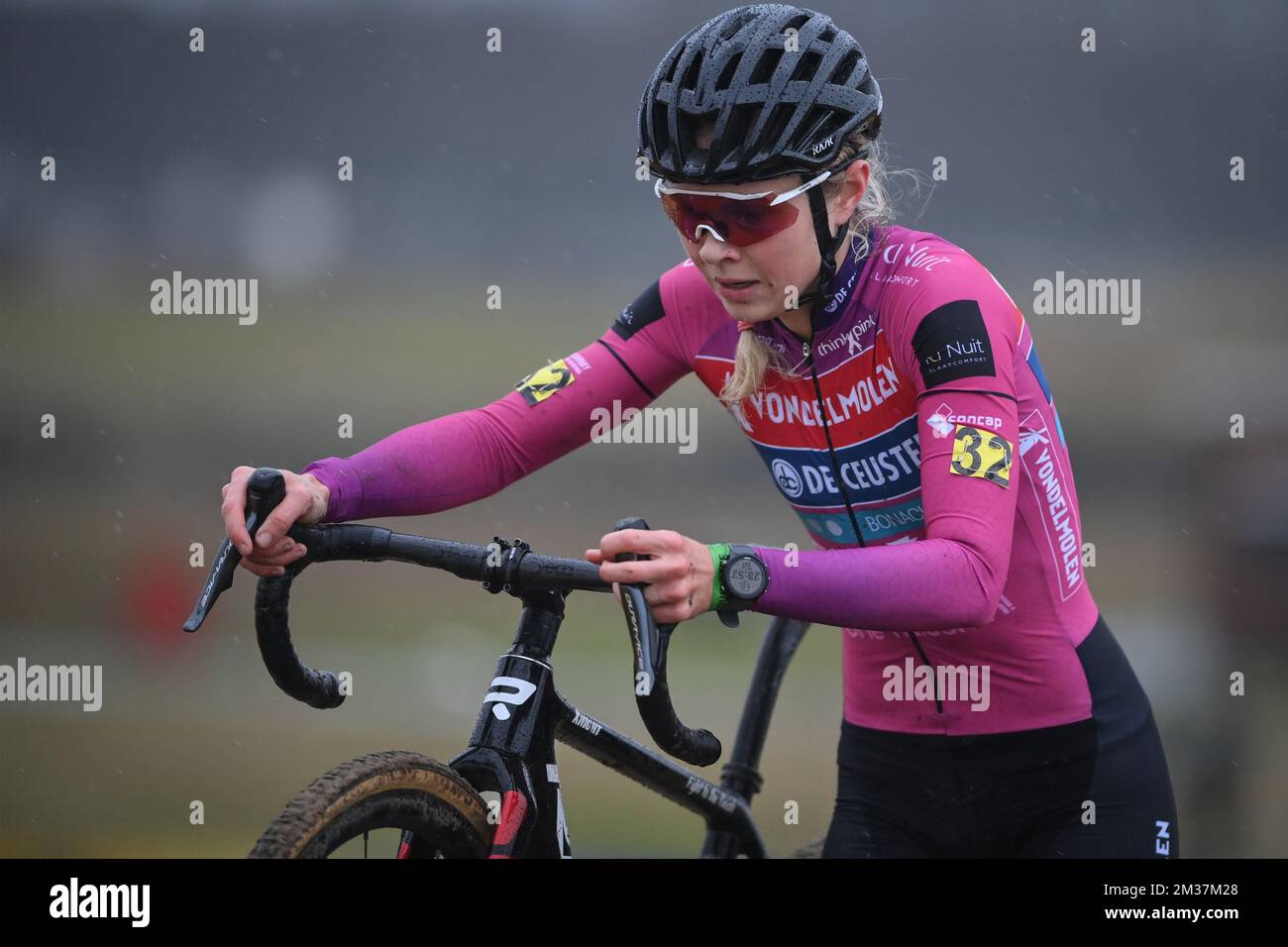 Belgian Laura Verdonschot pictured in action during the women's elite ...