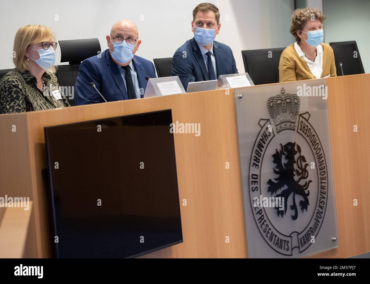 Cpmo hi-res stock photography and images - Alamy