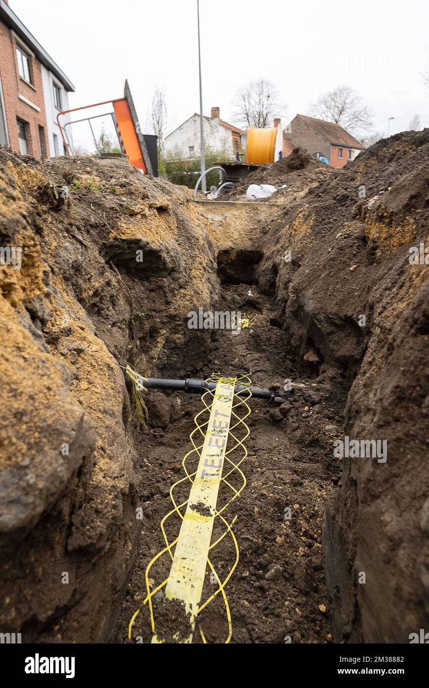 Internet fibre optique hi-res stock photography and images - Alamy