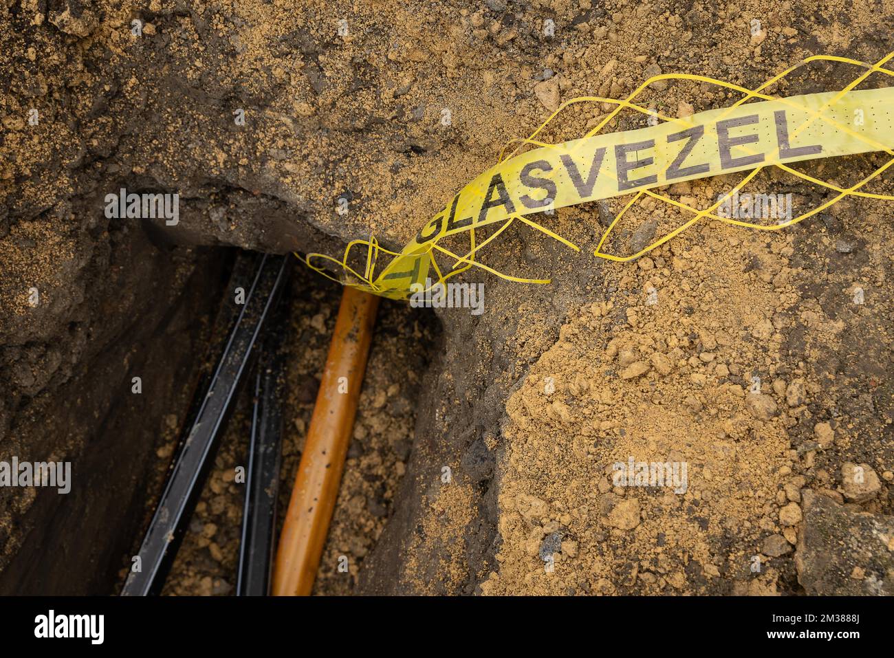 Glasvezel fibre optique optic fibre fiber optic communications hi-res ...