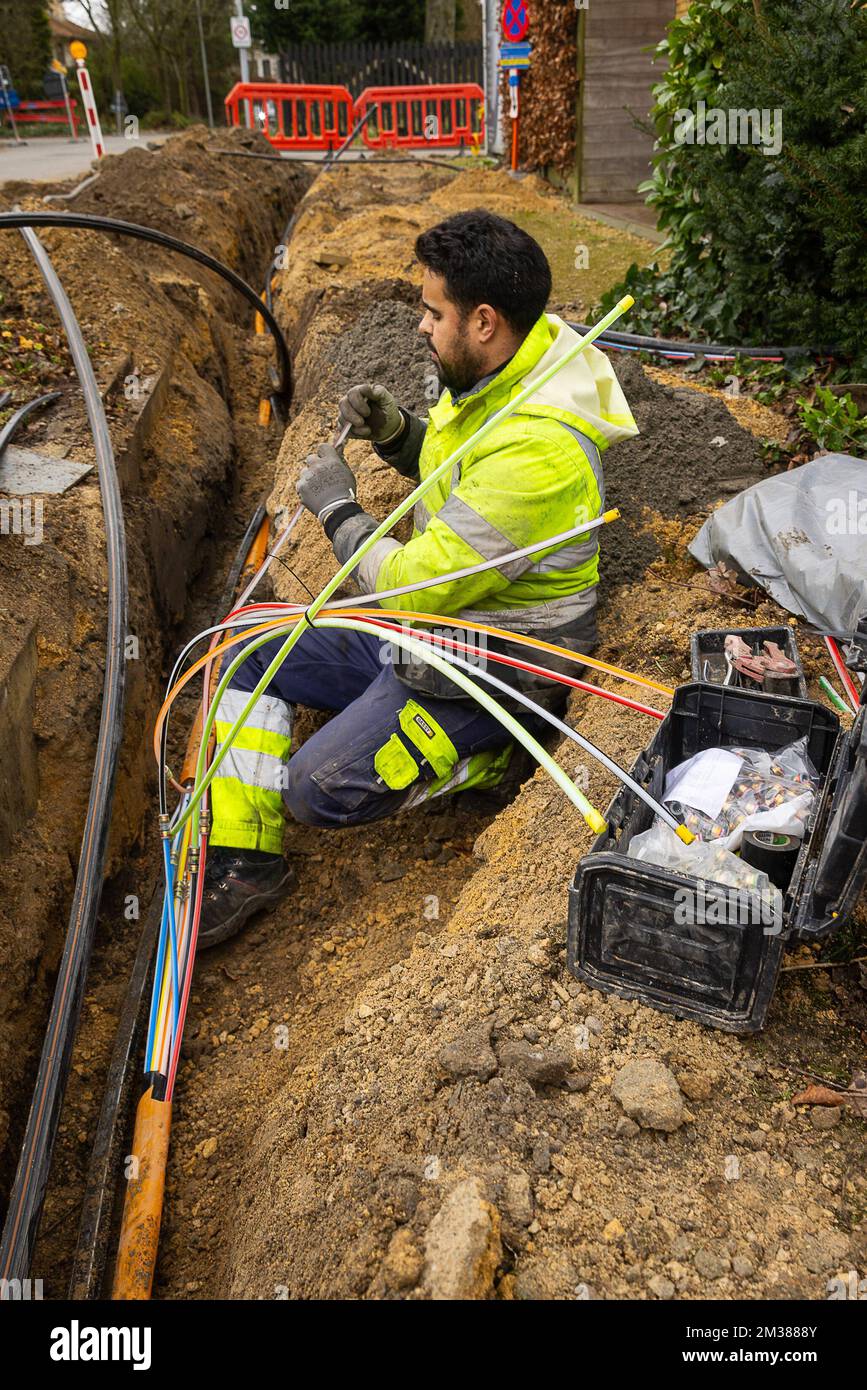 Proximus fiber hi-res stock photography and images - Alamy