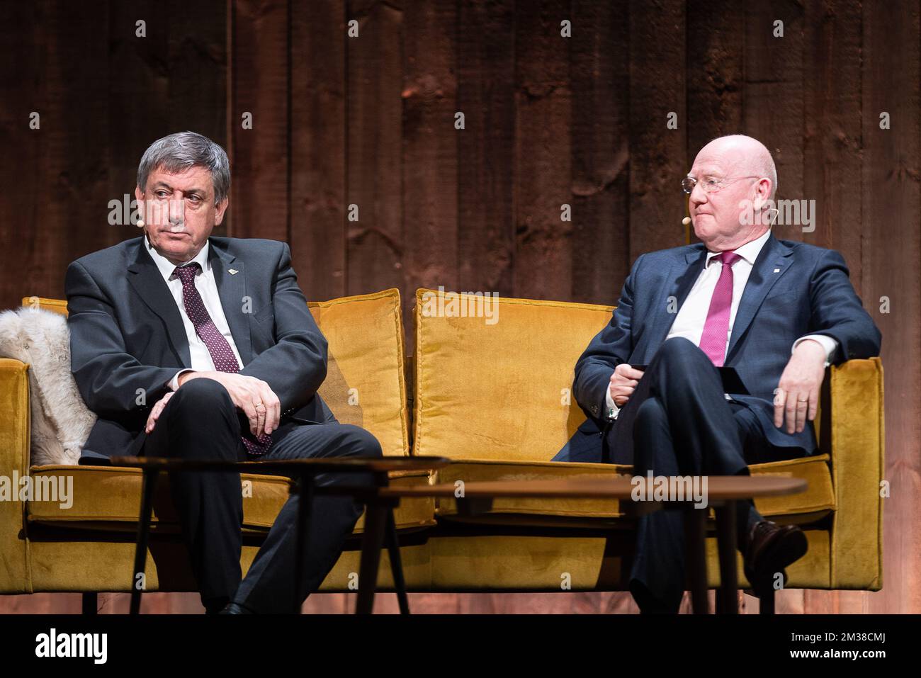 Jan Jambon and BNP Paribas Fortis CEO Max Jadot pictured during the ...